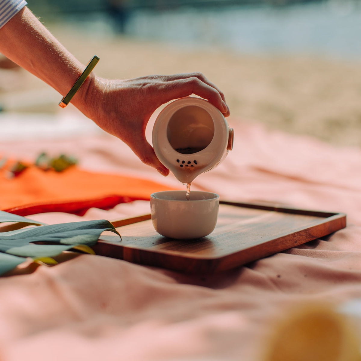 Alf & Bet | Paper & Tea